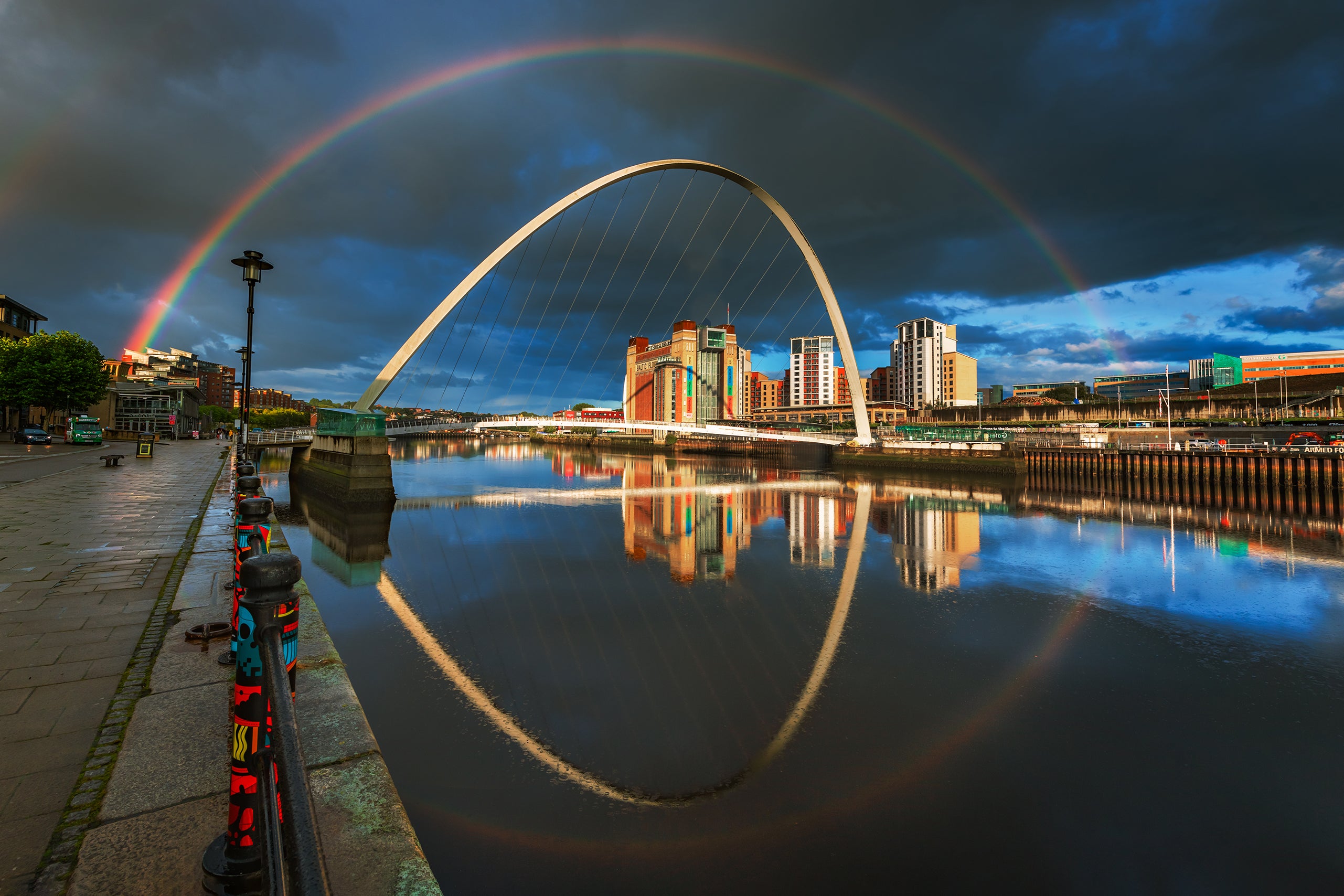 Rainbow around Millennium Bridge. – Stevie Landscapes Photography Store